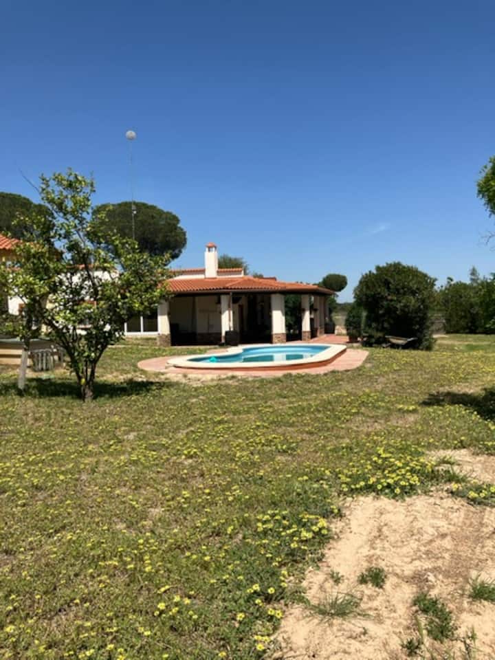 Finca Bellissimo El Rocio - アルモンテ