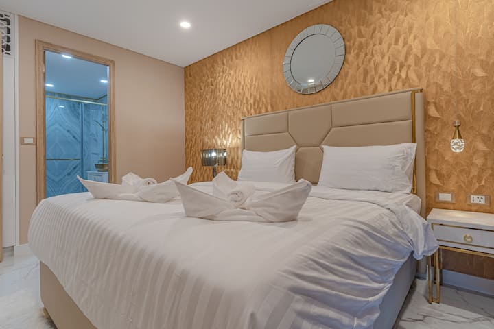 #Copacabana#顶级豪华【56f】海景公寓 #无边泳池#无敌正海景#中天海滩＃城市地标 - Pattaya City