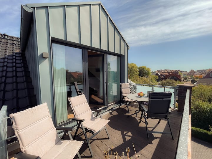 Dogs Allowed: Balcony & Baltic Sea - Dahme