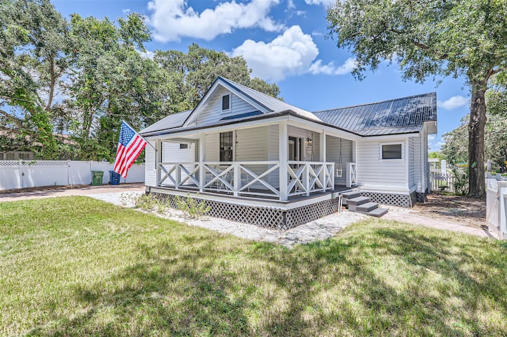 Historic Home  - Downtown & Riverwalk Pet Friendly - タンパ, FL