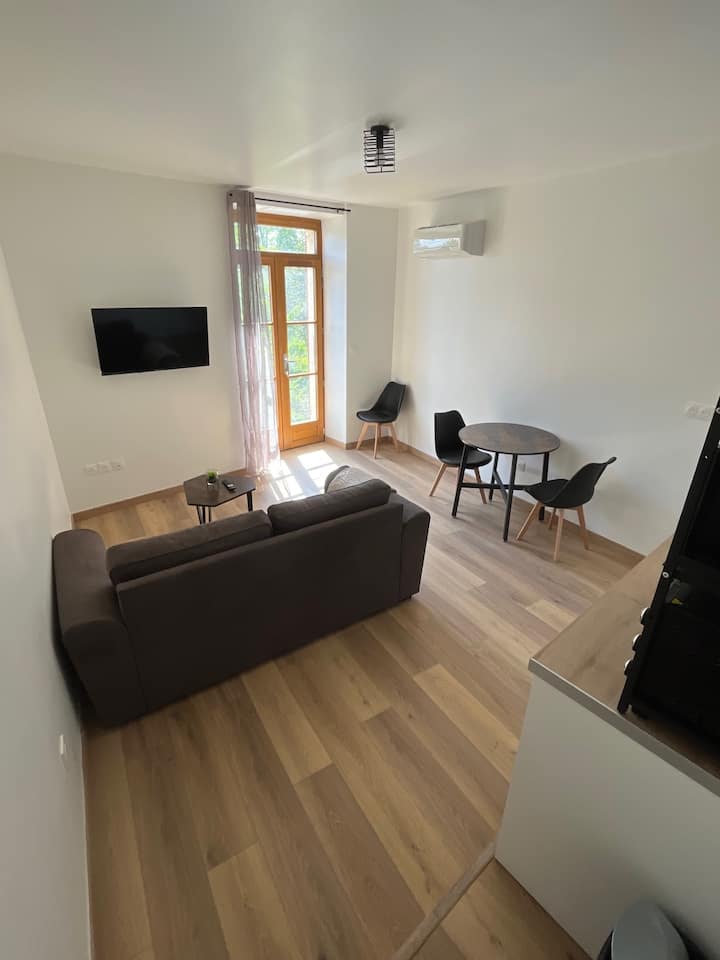 Agréable T2 Rénové à Neuf - Livron-sur-Drôme