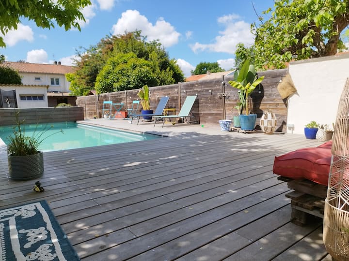 La Maison De Masha. Maison Lumineuse Avec Piscine - Villenave-d'Ornon