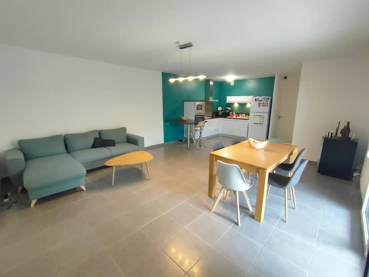 Appartement éLégant Proche Arènes (Sdb Privée) - Nîmes