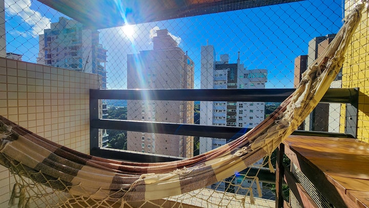 Academia, Piscina, A/c, Varanda, Vaga Garagem - Curitiba