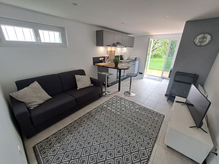 T2 Moderne Avec Jardin, Proche La Rochelle & Plage - La Plage d'Aytre