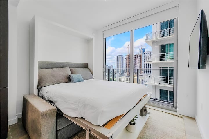 Amazing Condo 3 Beds Pool & Gym - Miami