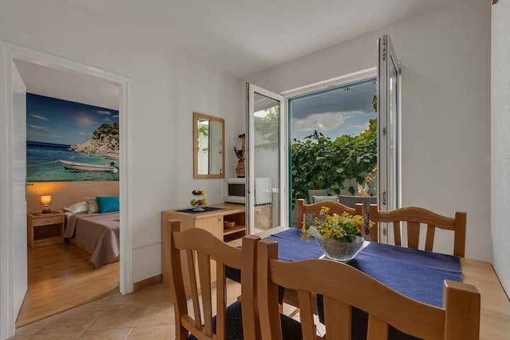 Charming Apartment Close To Beach ! - Brela
