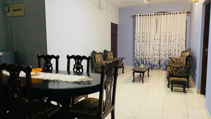 Colombo 4-fully Furnished 2br Apt With Beach View - Colombo