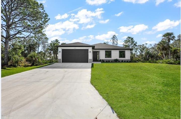 Port Charlotte Tropical Vacation Home - North Port, FL