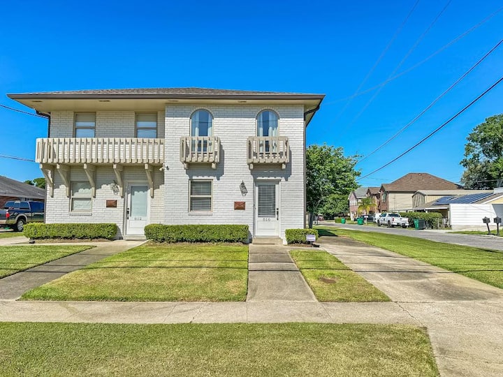 Near Hospitals And Schools. - Metairie, LA