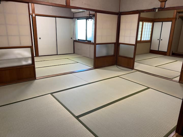 孝子駅から徒歩1分・和歌山市駅まで10分･最大10名宿泊可能　民泊「居心(いごころ)」 - Wakayama