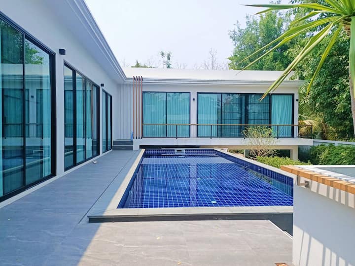 Luxury Pool Villa In Chiang Mai  1 Bed 1 Bathroom - Chiang Mai