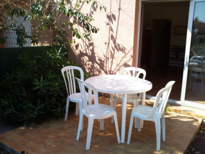 C061 Studio En Centre Ville - Plage de Collioure (Les pêcheurs)