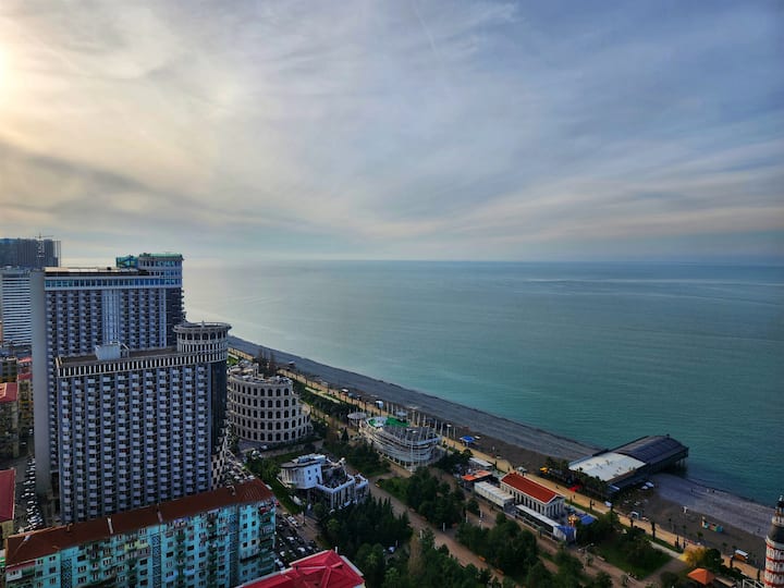 Seafront View Flat - Batumi