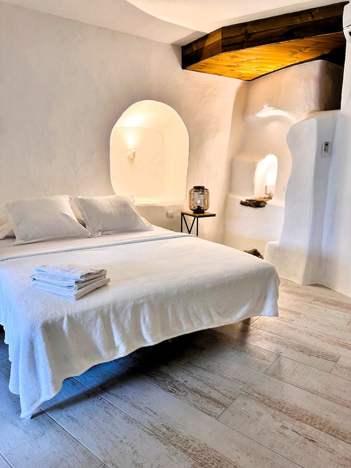 Estudio Práctico Y Acogedor - Islas de Ibiza