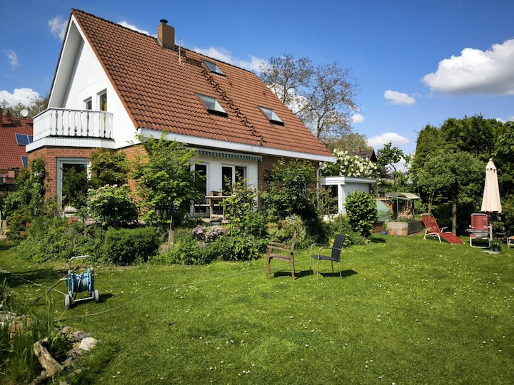 Familienhaus Am Rand Von Berlin - Hoppegarten
