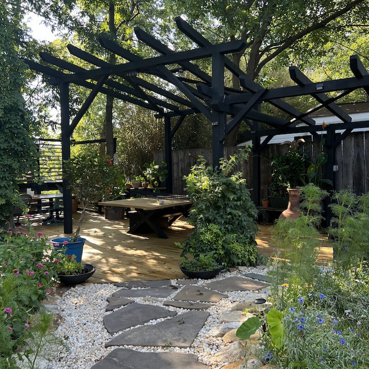 Pet Friendly Blue Oasis For 8 - Arlington, VA