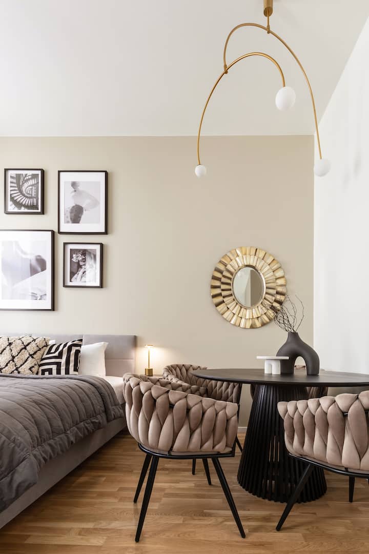 Turnkey | Republic Square Apartment V - Prague