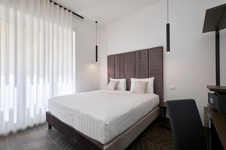 (Colosseo) Camera Di Lusso Al Centro Di Roma - Rome