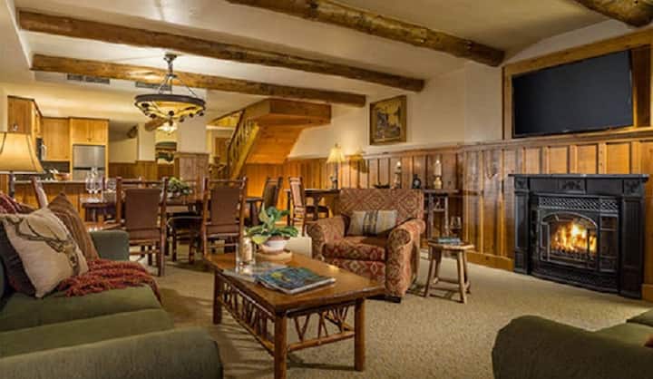 3-bedroom Whiteface Lodge - Lake Placid, NY