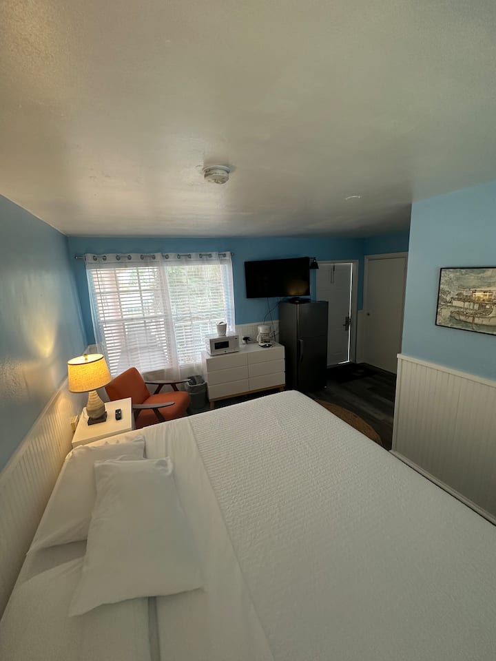 Motel Room - Islamorada, FL