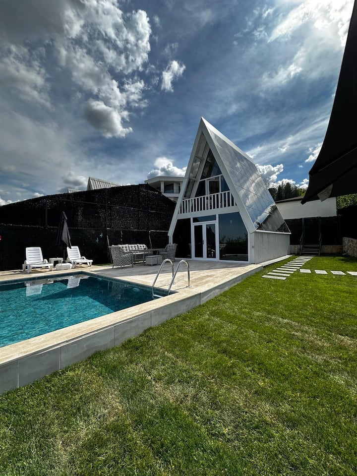 M&i̇ Cam Bungalow - Kartepe