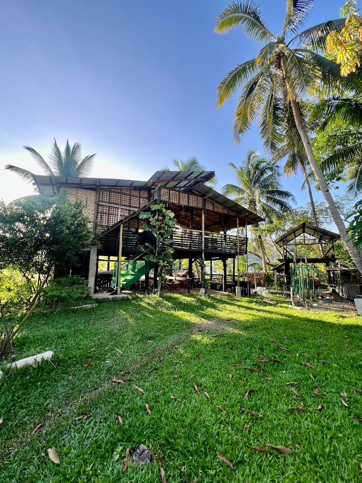 Lyn's Backpackers Inn- Open Air - Loboc
