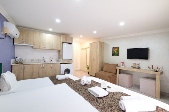 Loren Hotel & Suites | Comfort Room With Balcony - İstanbul