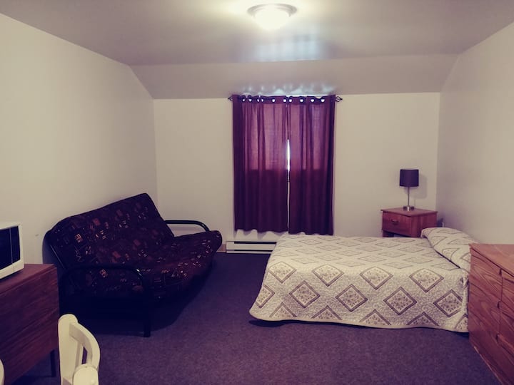 Petite Chambre Avec Cuisinette - Amqui