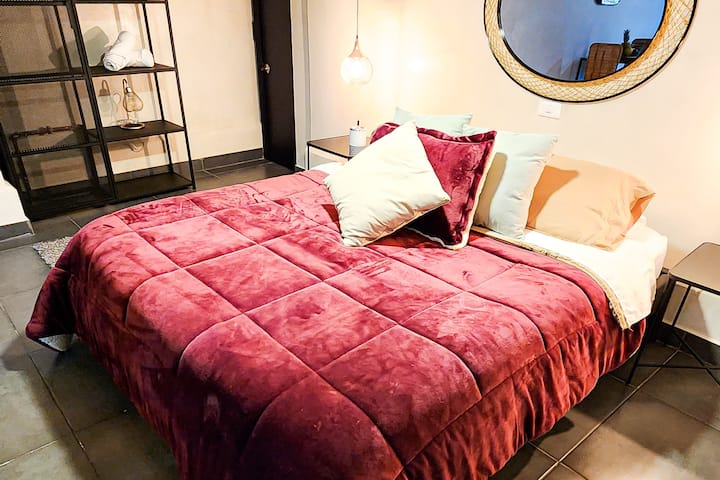 Luxury Loft With Jacuzzi, Ac In Provenza - Medellín
