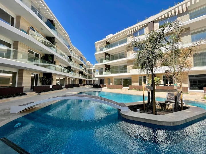 Oasis De Luxe Avec Piscine (St Julians & Plage) - Malta