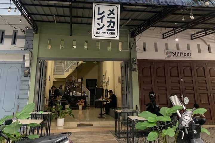Rainmaker Hostel - Medan