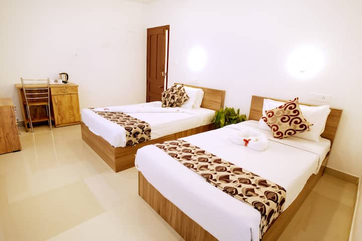 Ann's Villa Two Bedded Room Thekkady - テッカディー