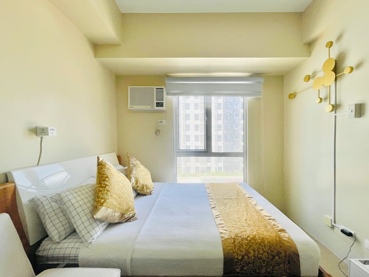 * *N2 Sleek Urban Escape - Iloilo City