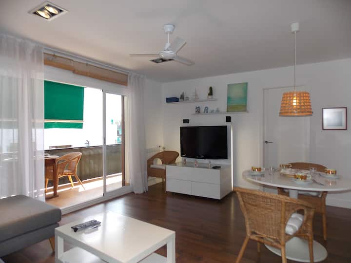 Apartamento Esther  Con Piscina - Calafell