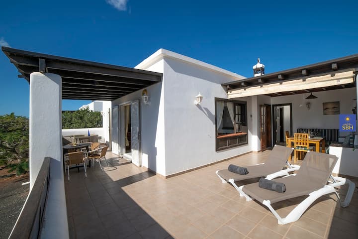 Blue Heron 2 Bedroom 2 Bathroom With A Hot Tub - Playa Blanca, Las Palmas, España