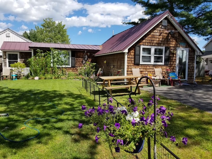 Classic Cottage 900 Ft Frm Beach - Saco, ME
