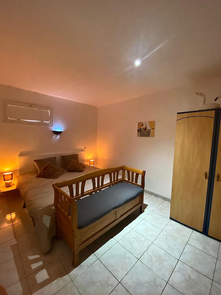 Appartement En Rez De Jardin - Vias