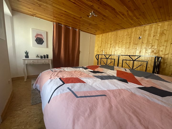 Charmant Gite « Esprit Chalet » - Bourdeaux