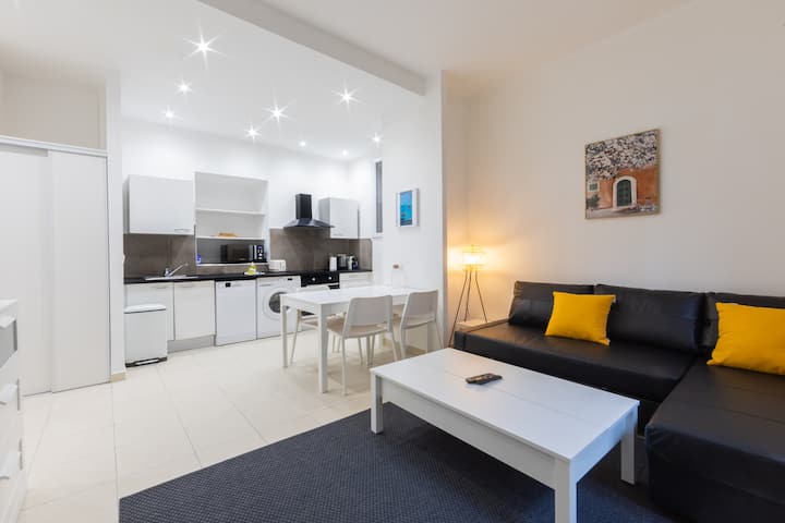 Charmant T2 Au Port De Nice | Emplacement Idéal - Beaulieu-sur-Mer