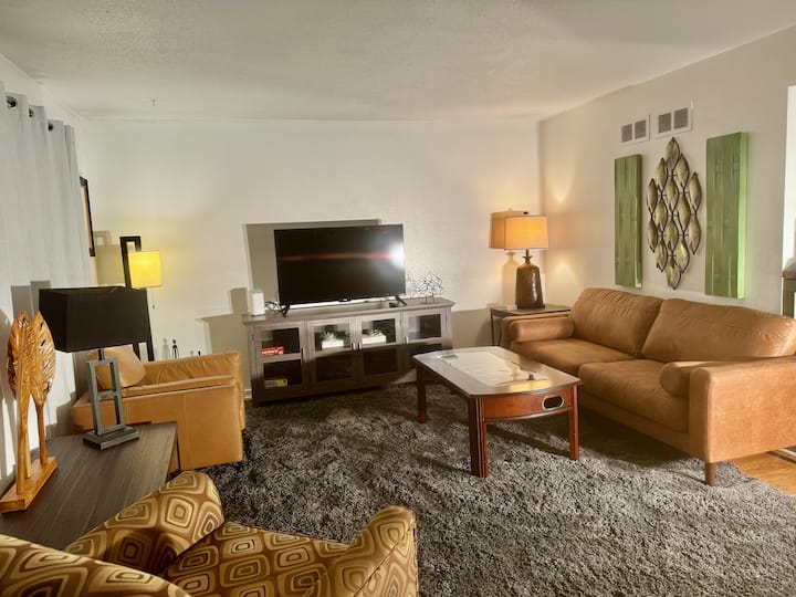 30+ Day Furnished Duplex Near Mall Of America - Bloomington, MN