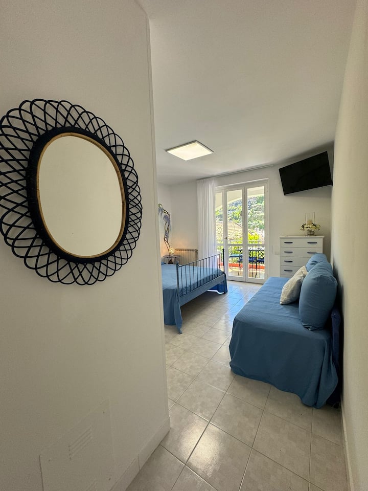 Blue Room! - Cetara
