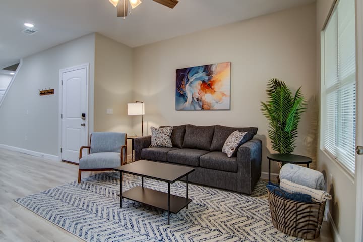 *Spring Deals* Cozy 4br Condo! Centrally Located - Branson, MO