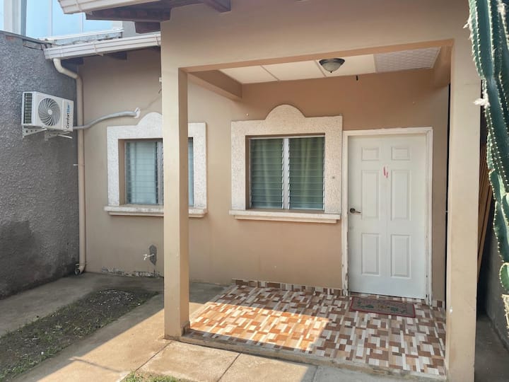 Comayagua Casa 2 Dormitorios, 1 Baño -