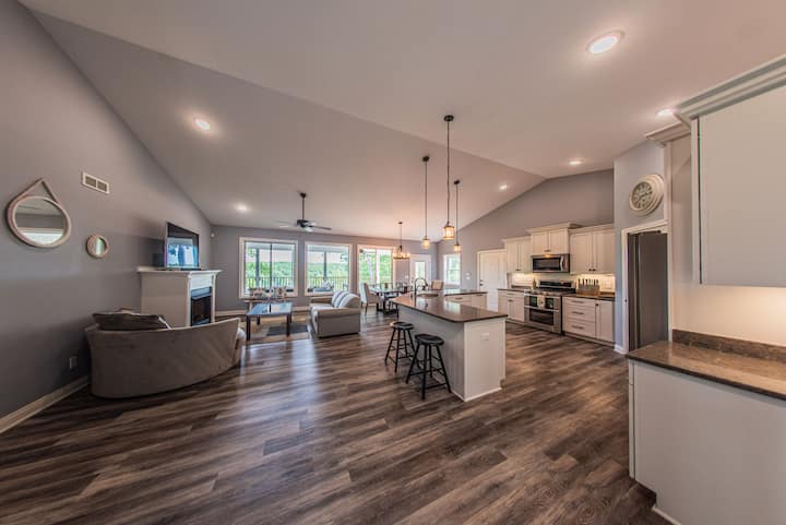 New!blue Oasis:20 Min To Murray State University - Kenlake State Resort Park, Hardin