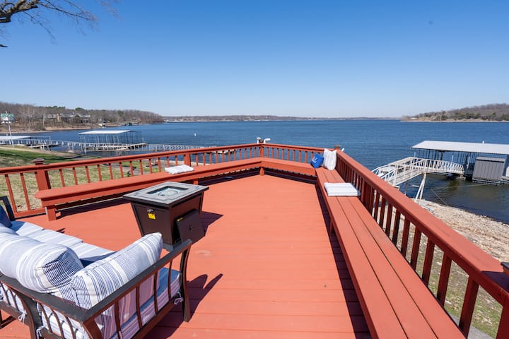 Waterfront W/ Pvt Dock! 6 Bed/4 Bath, Sleeps 18! - Disney, OK