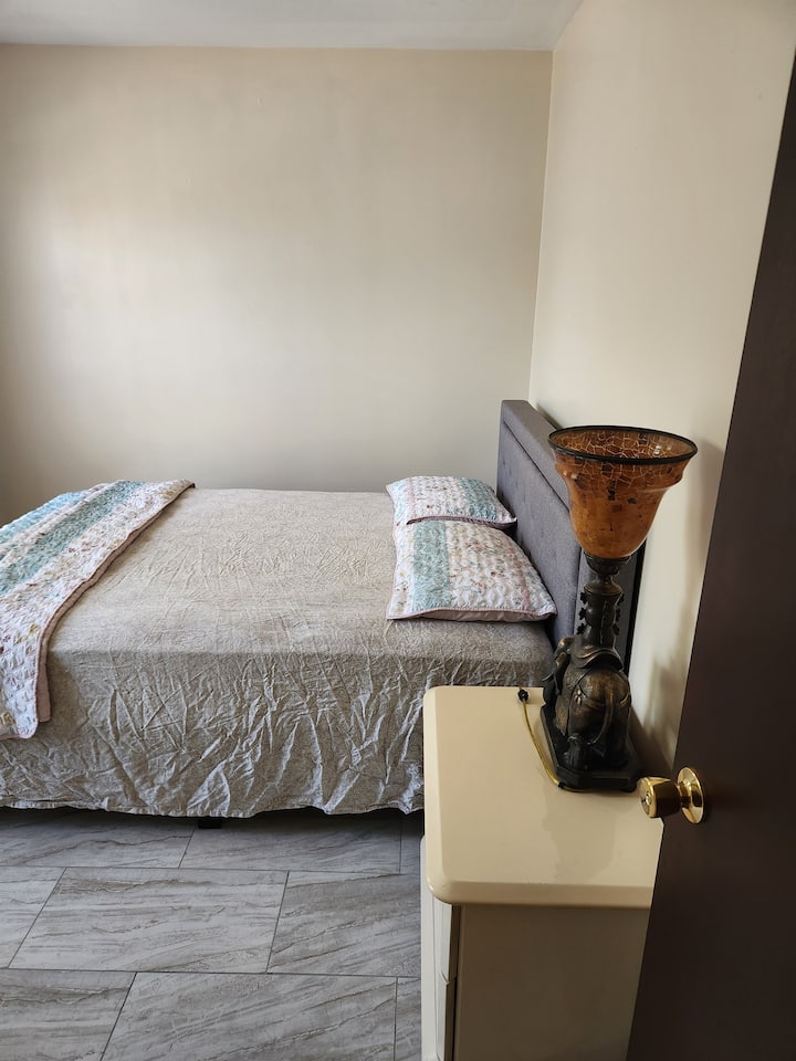 Guest Suite In Heart Of Naples - Naples, FL