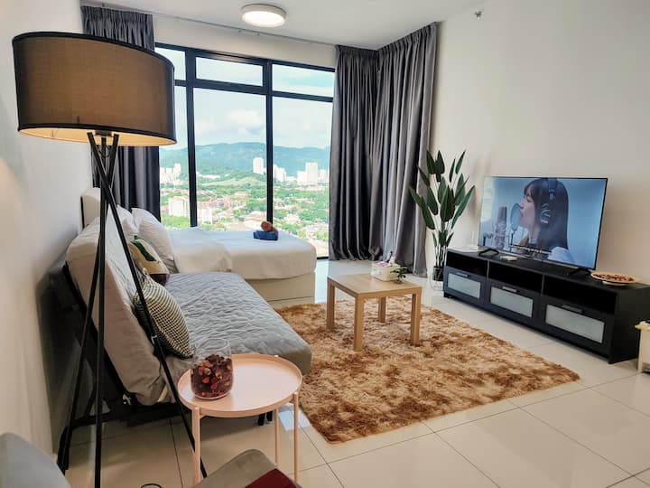 Rooftop Pool 2br 8pax Suites @Beacon @Georgetown - Penang