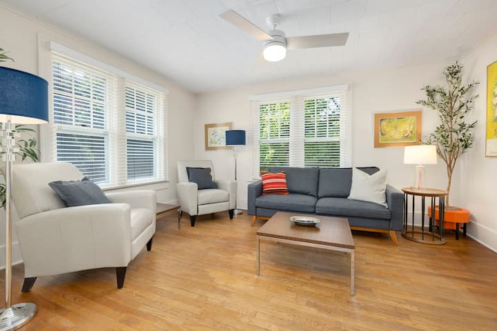 Ramble Arts Bungalow - Fayetteville, AR