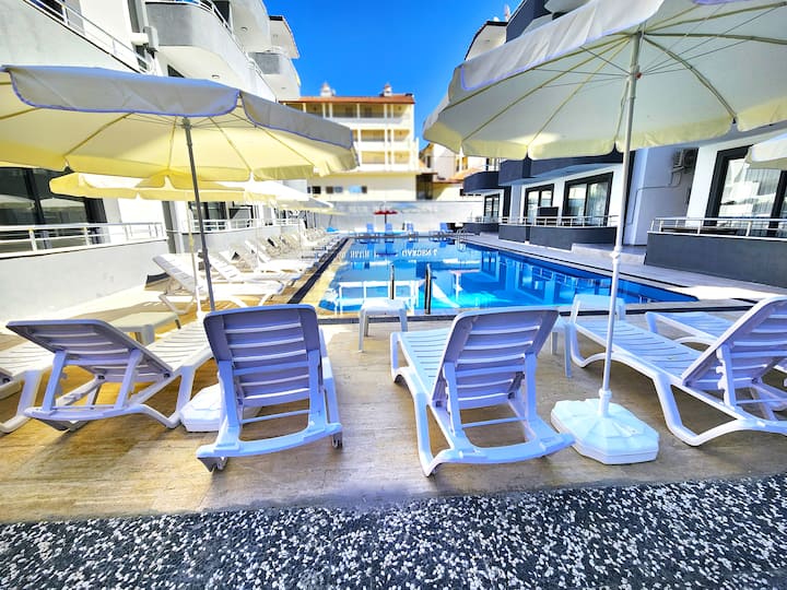 Antalya Manavgat Side'de Havuzlu Sitede 1+1 Daire. - Sidé